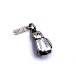 Ciondolo in argento a forma di guantone da boxe | SilverX